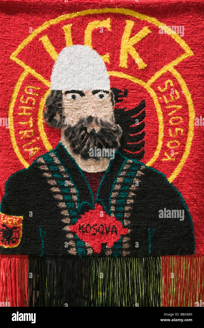 Kosovo liberation army kla soldier Banque de photographies et d’images ...