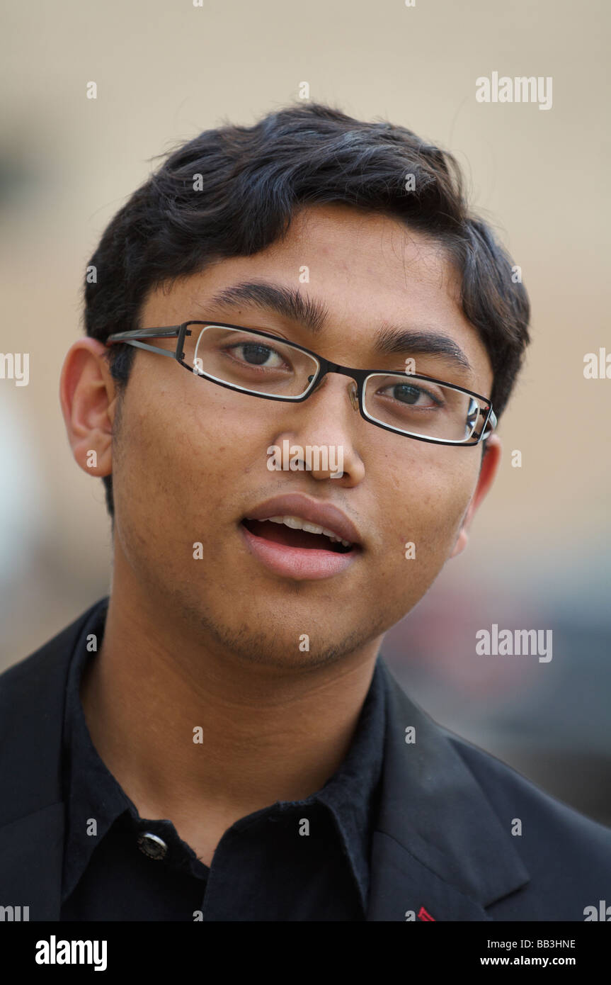 Indian guy Banque de photographies et d’images à haute résolution - Alamy