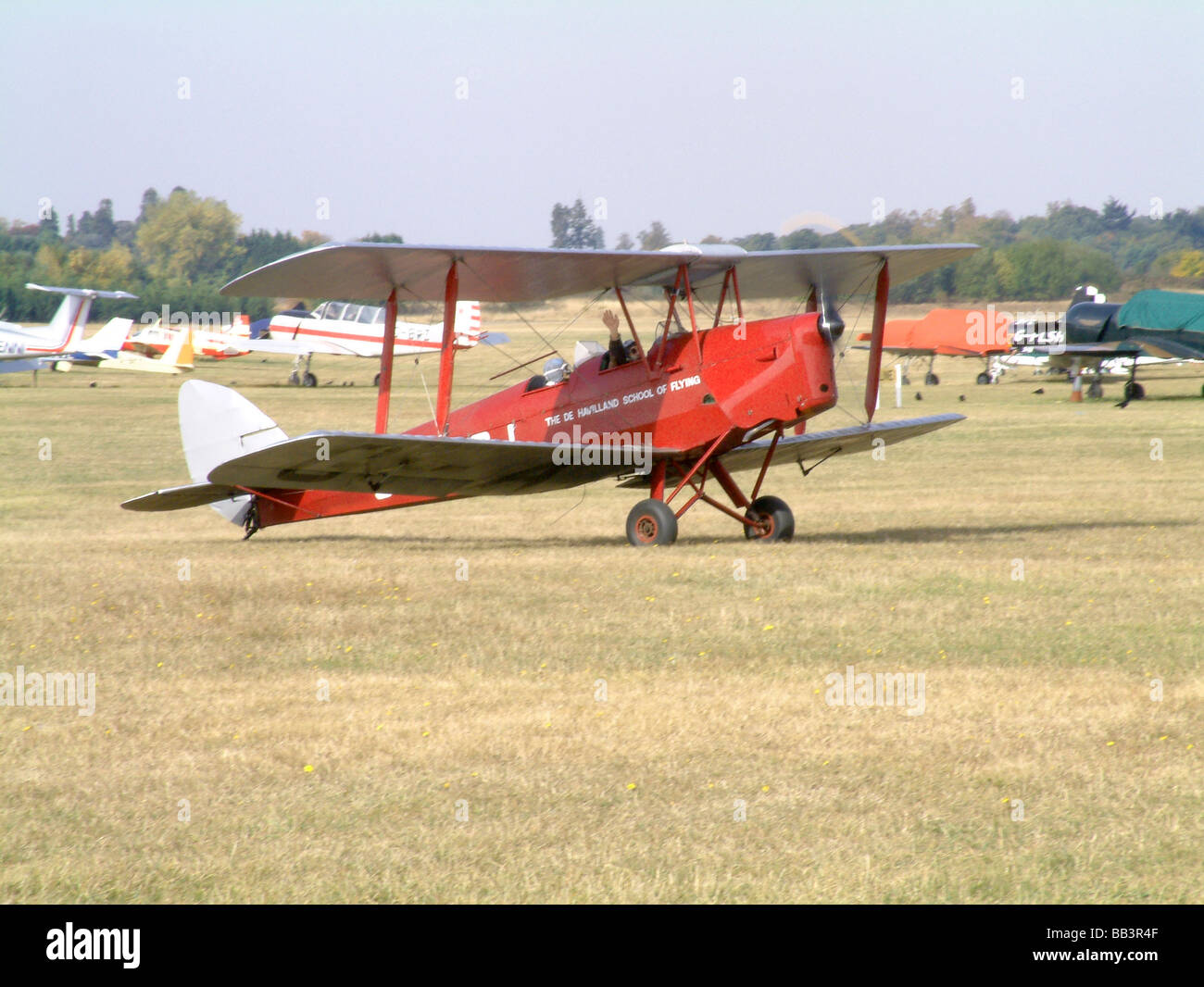 Avion biplan Banque de photographies et d’images à haute résolution - Alamy