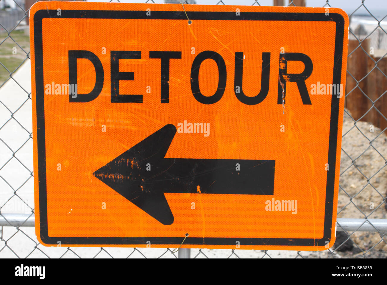 Deviation road sign Banque de photographies et d’images à haute ...