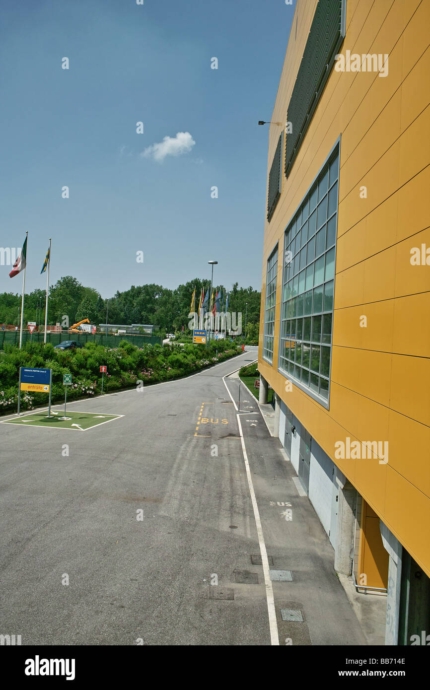 Ikea building Banque de photographies et d’images à haute résolution ...