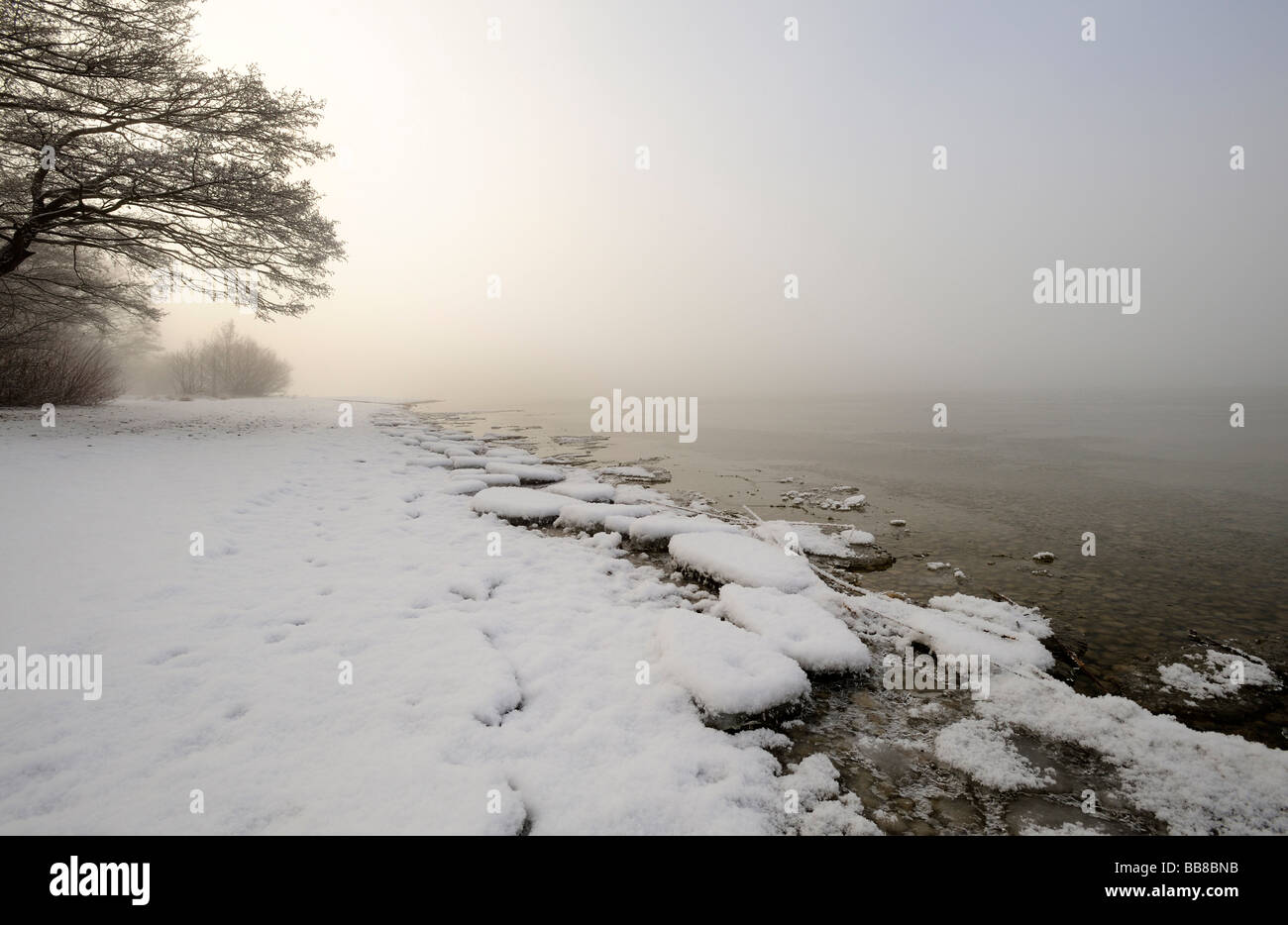 Rive du lac starnberg Banque de photographies et d’images à haute résolution - Alamy