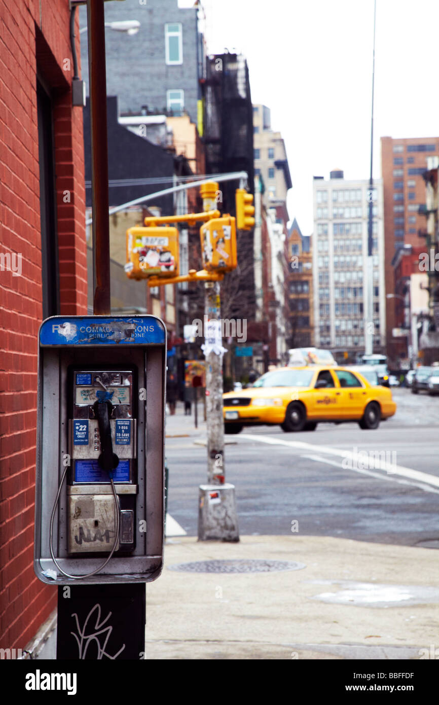 Taxi phone ny Banque de photographies et d’images à haute résolution ...