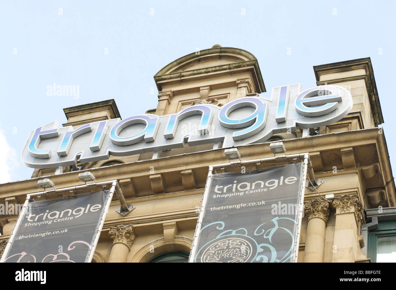 Centre commercial triangle Banque de photographies et d’images à haute ...