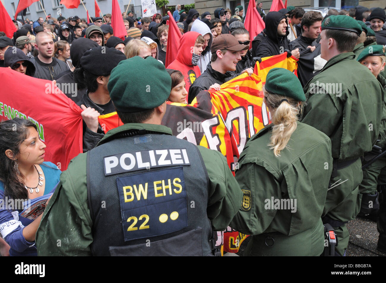 Manifestation contre la guerre Banque de photographies et d’images à ...