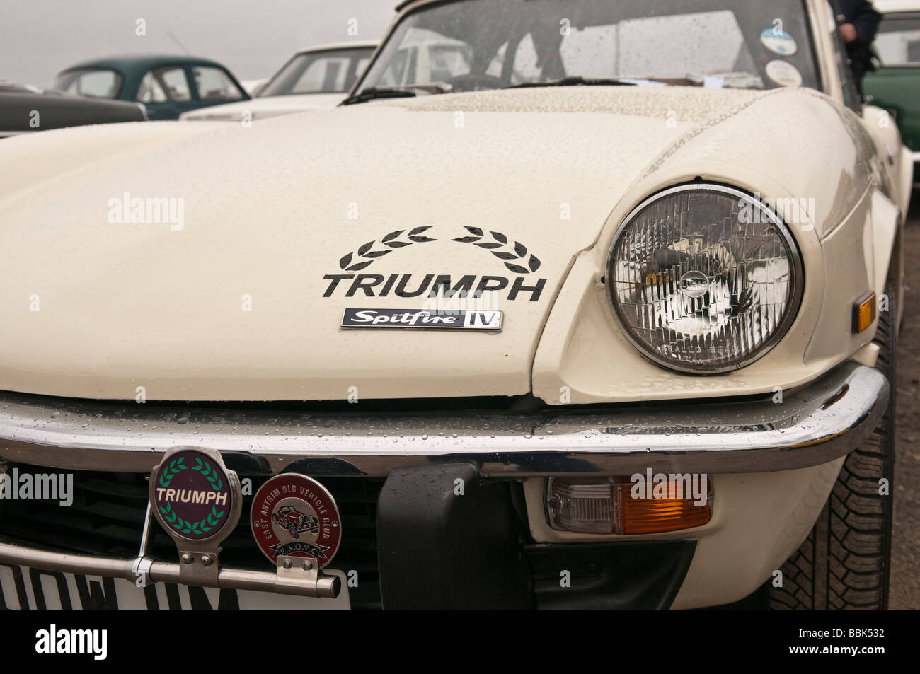 D'un insigne et d'un phare avant Triumph Spitfire, Mark 4, fabriqués ...