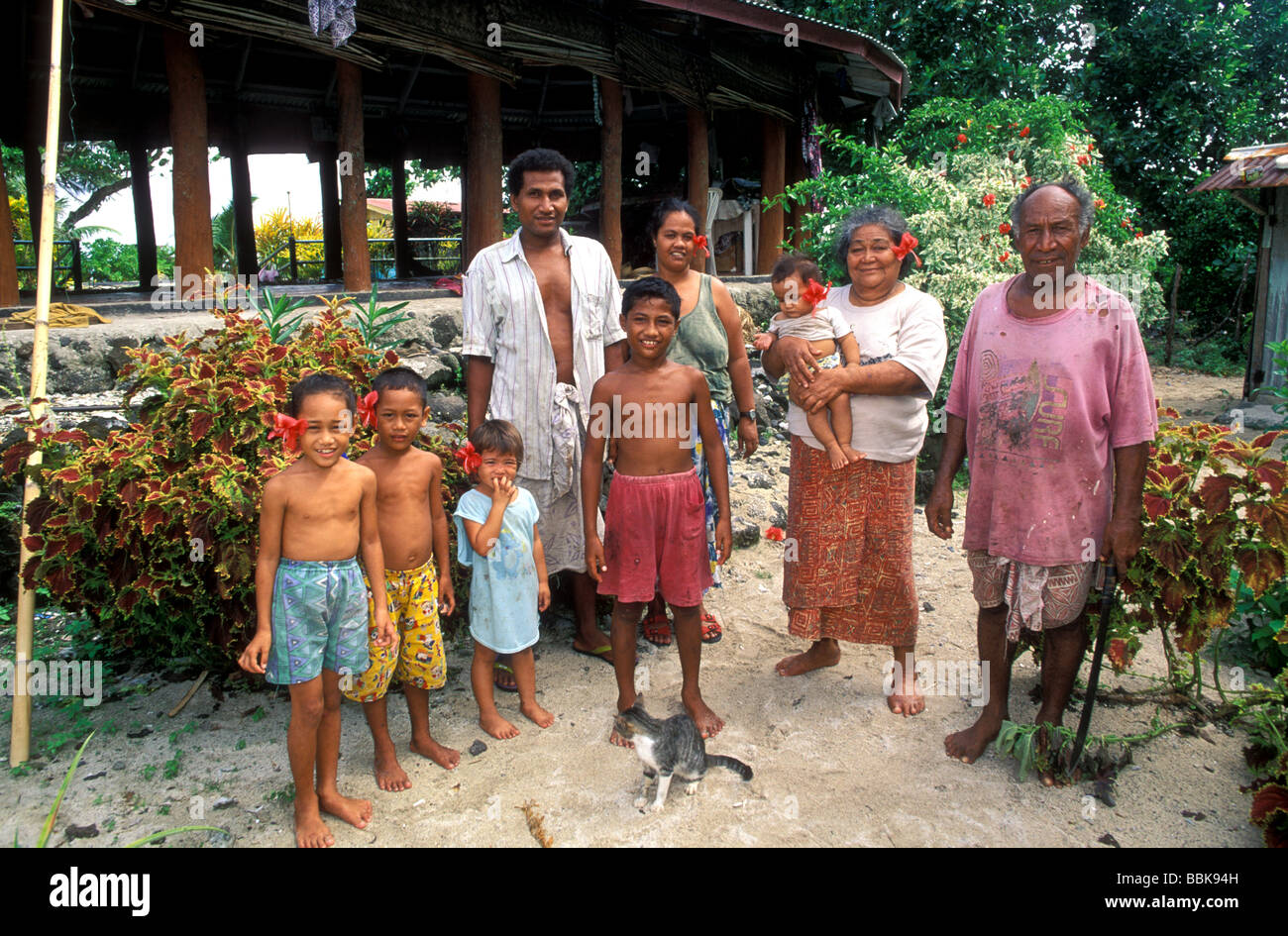 Samoan family Banque de photographies et d’images à haute résolution ...