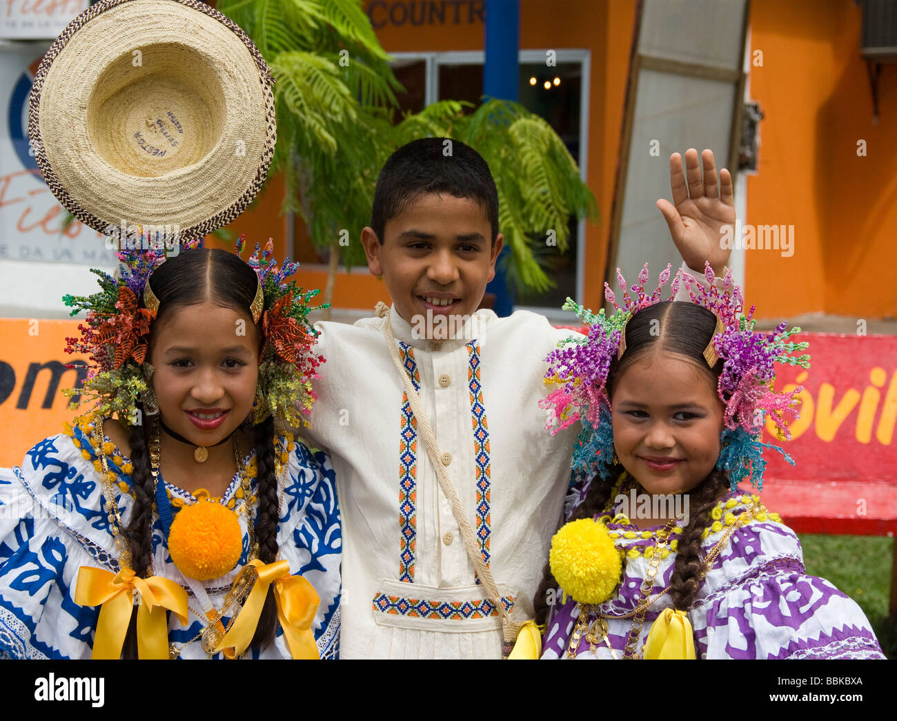 Panama.traditionnelle des danseurs dans David juste Photo Stock - Alamy