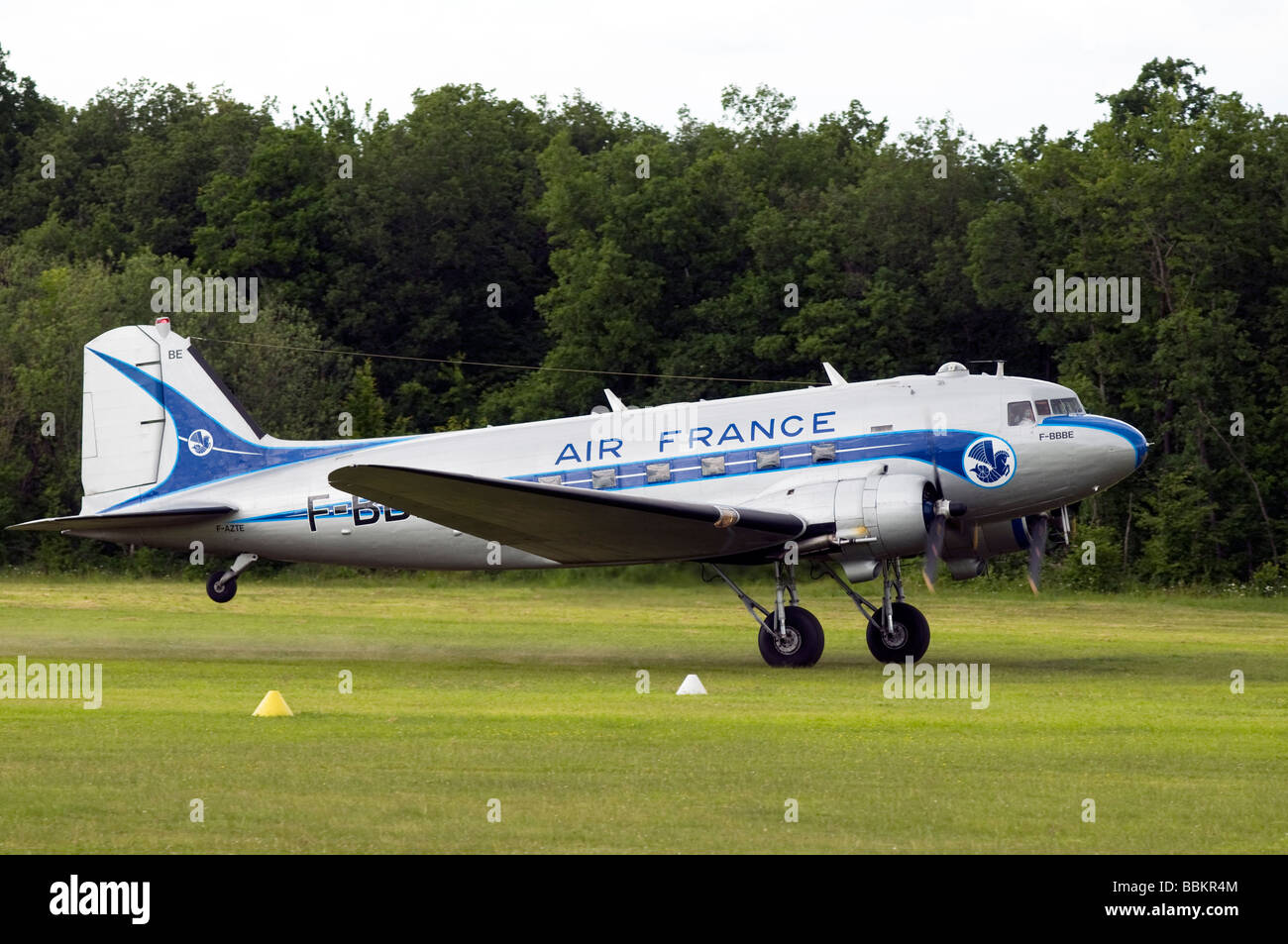 Douglas dc 3 Banque de photographies et d’images à haute résolution - Alamy