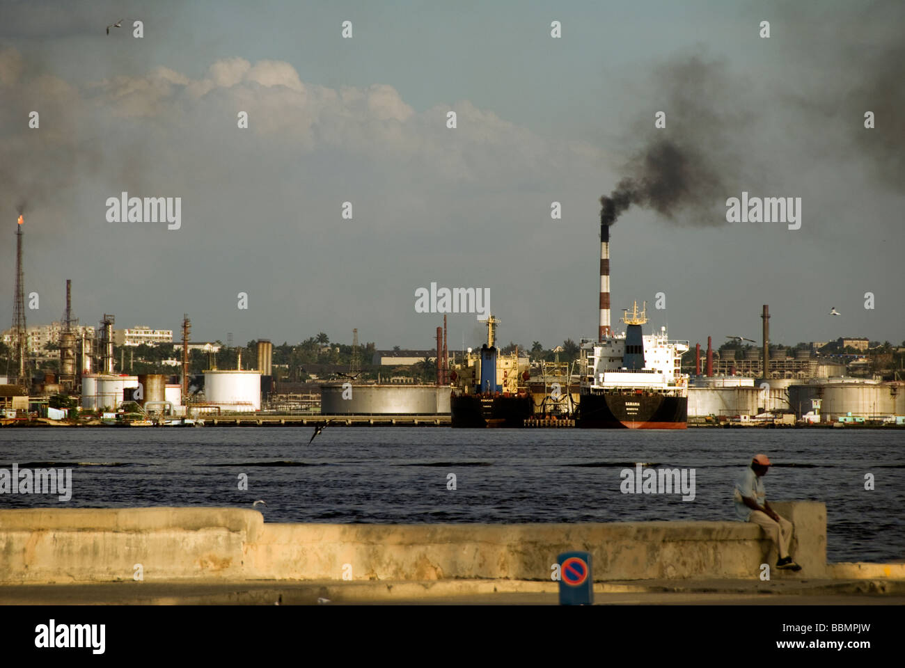 Air pollution cuba Banque de photographies et d’images à haute ...