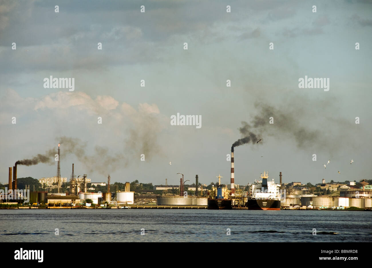 Air pollution cuba Banque de photographies et d’images à haute ...
