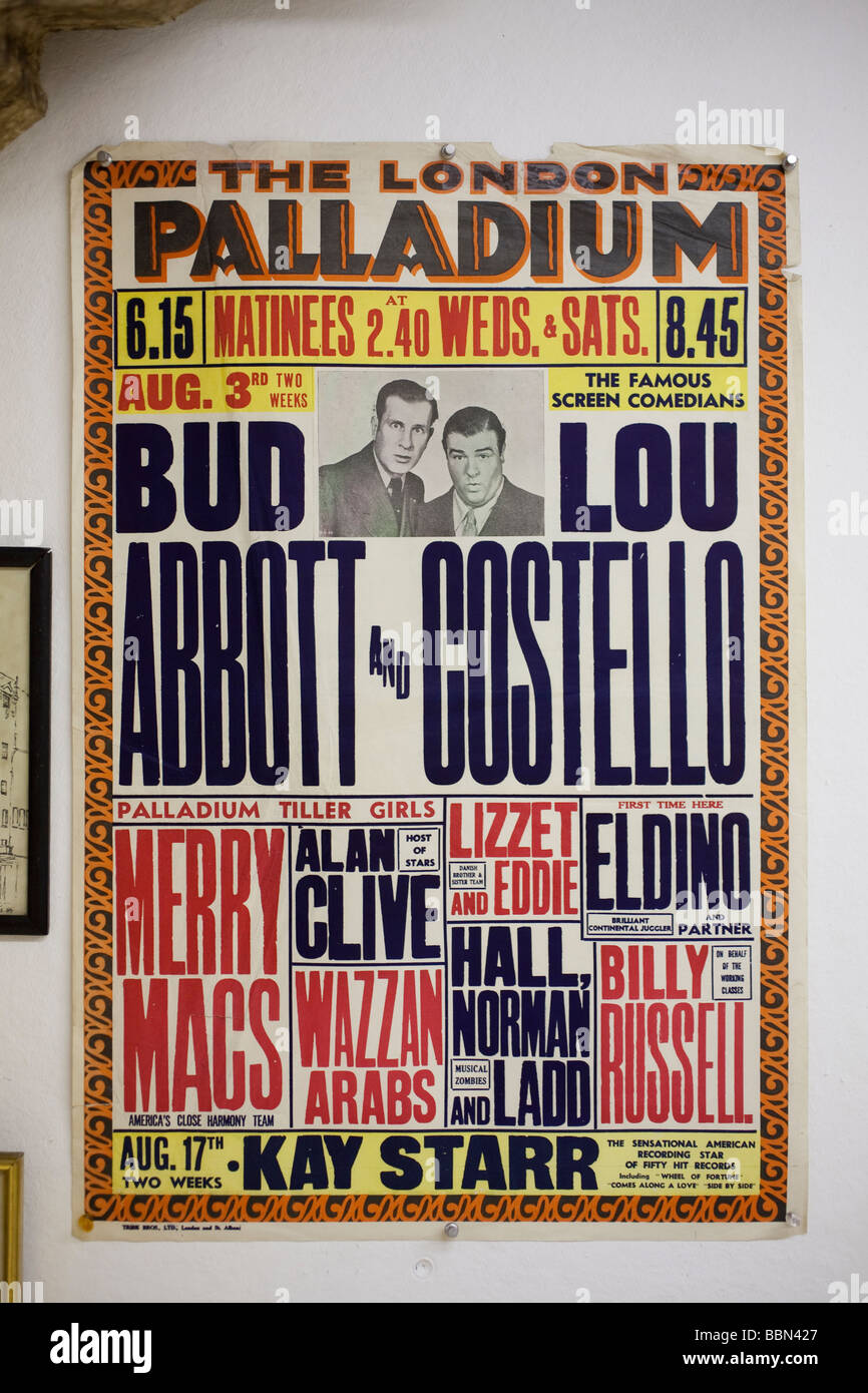 Music hall poster Banque de photographies et d’images à haute ...