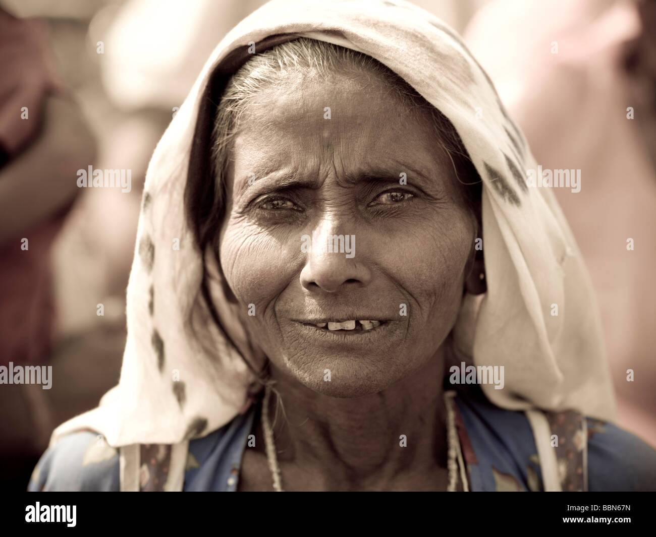 Gypsy woman Banque de photographies et d’images à haute résolution - Alamy