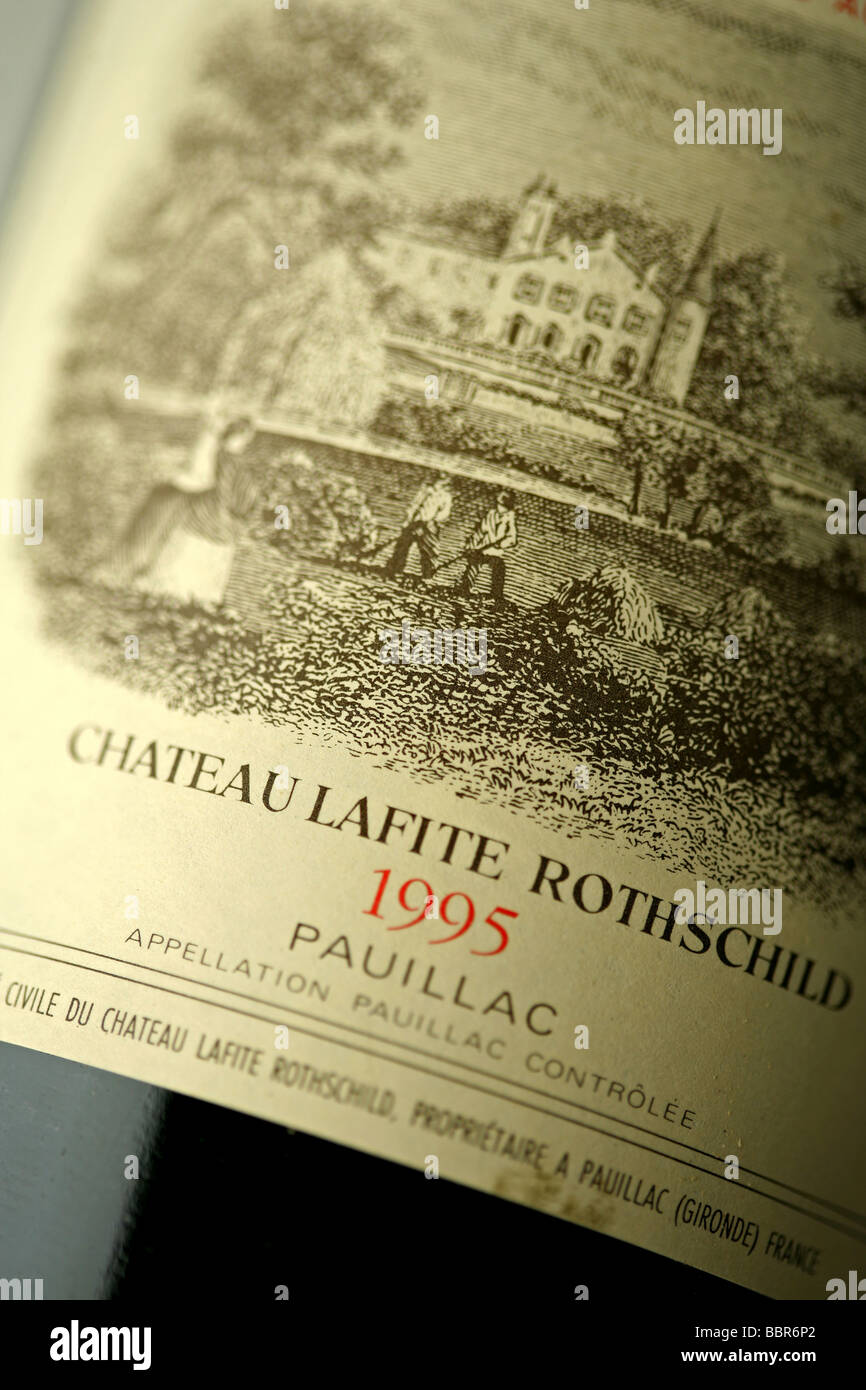 Chateau lafite rothschild bouteille Banque de photographies et d’images ...