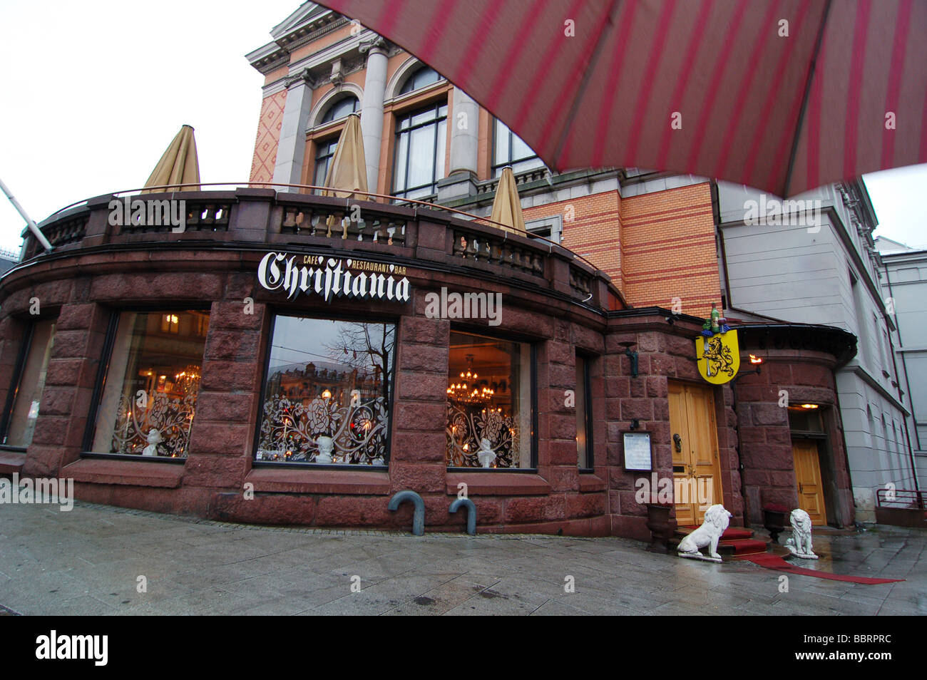 Oslo street cafe Banque de photographies et d’images à haute résolution - Alamy