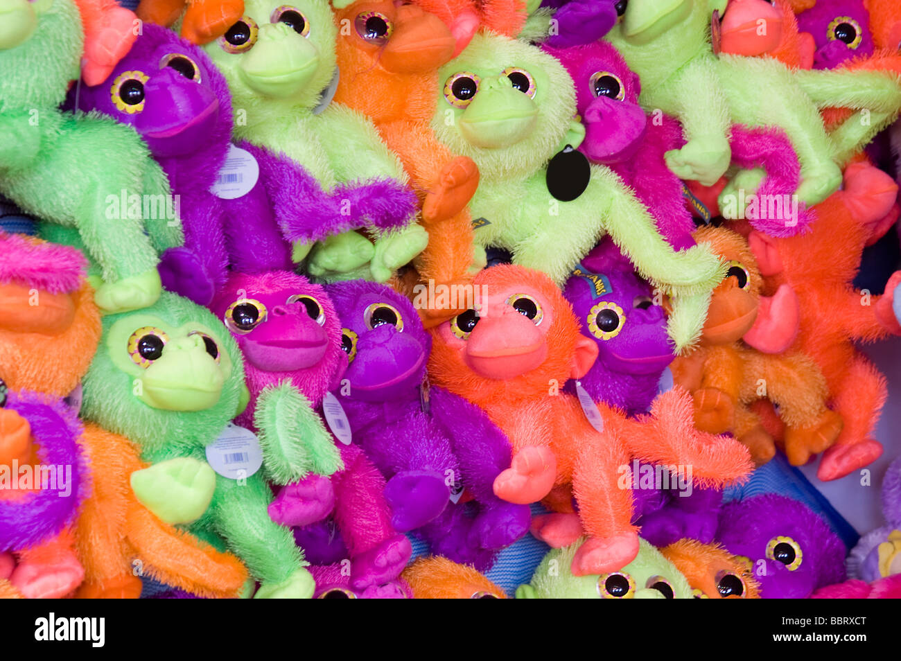 Schéma des cudly colorés des jeux adaptés aux contexte Photo Stock - Alamy