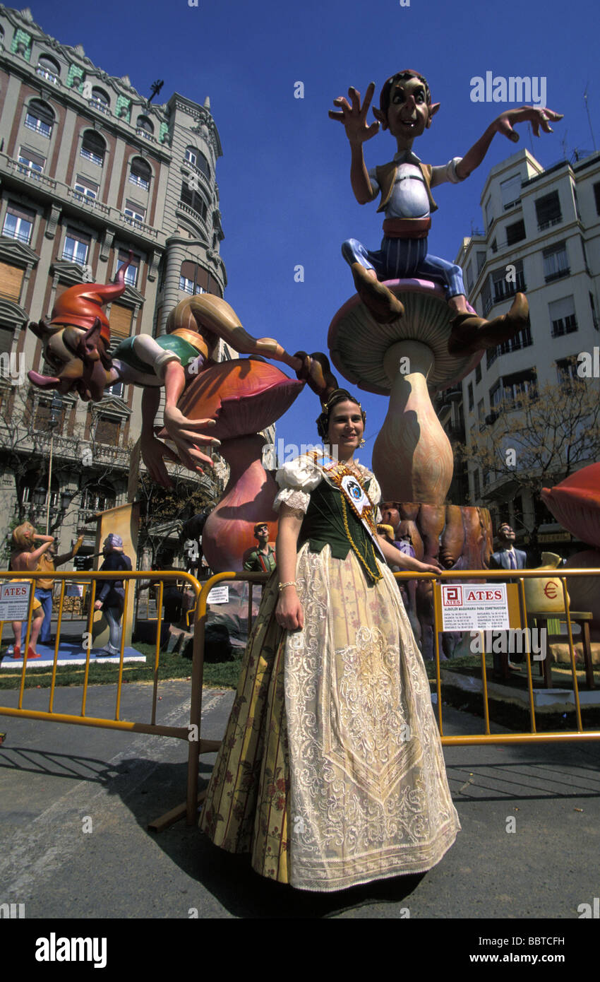Valencia ninots au festival de Las Fallas à Saint Josephs Jour Photo ...