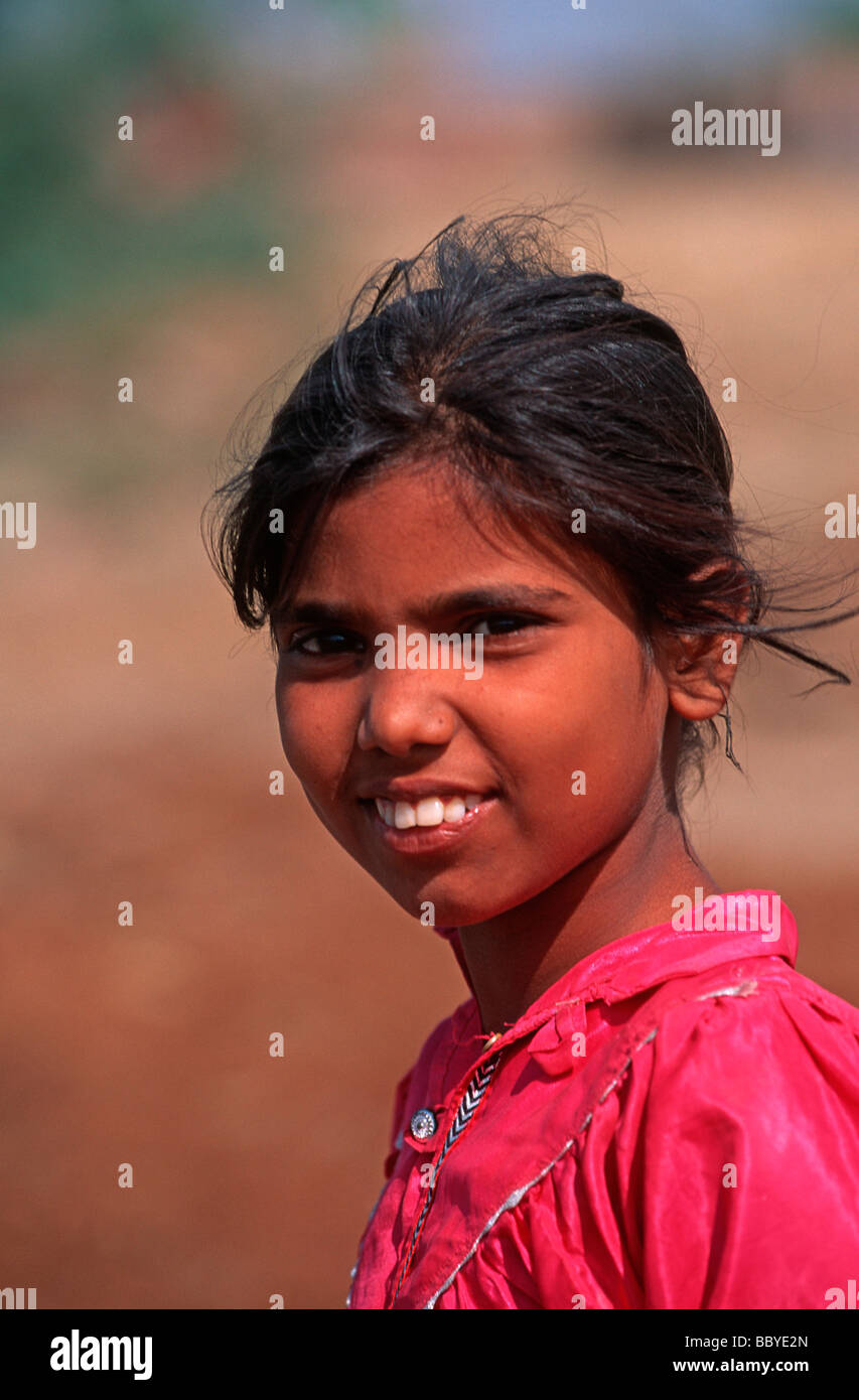 Pakistan girl Banque de photographies et d’images à haute résolution ...