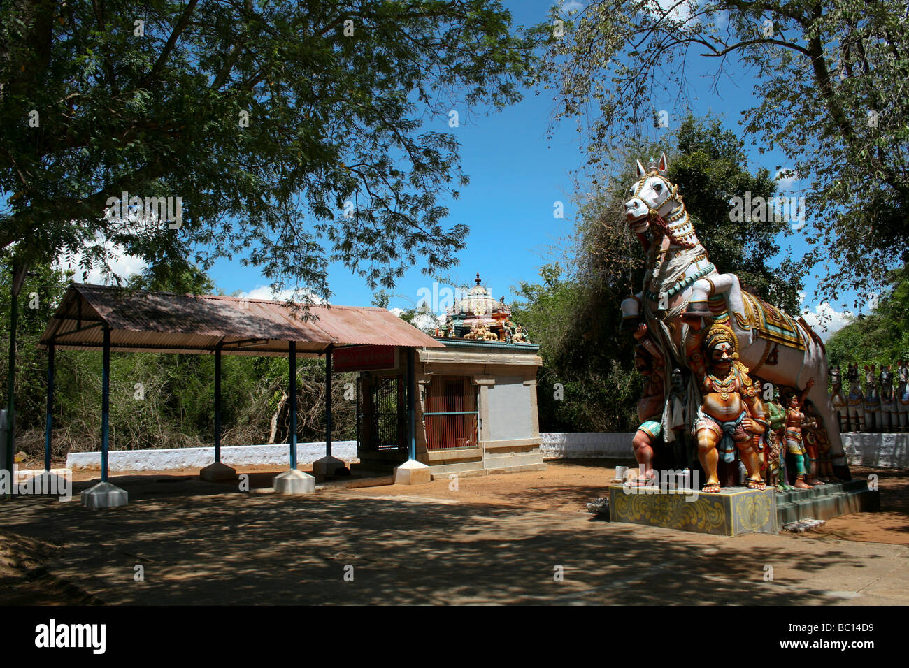 Pallathur solai andavar temple Banque de photographies et d’images à ...
