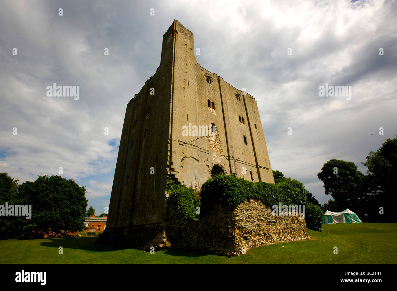 Hedingham castle Banque de photographies et d’images à haute résolution ...