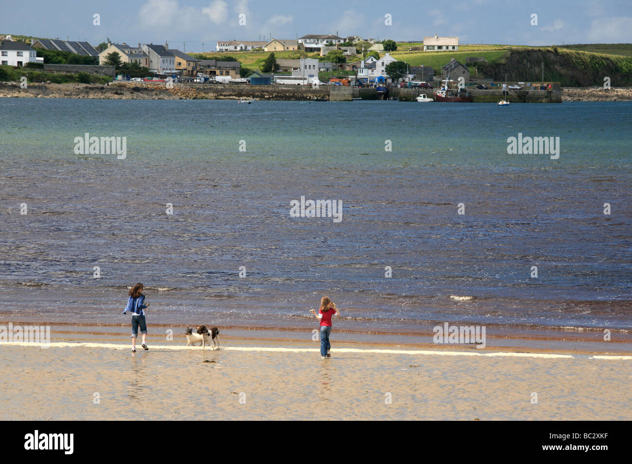 Ferry inishbofin Banque de photographies et d’images à haute résolution ...