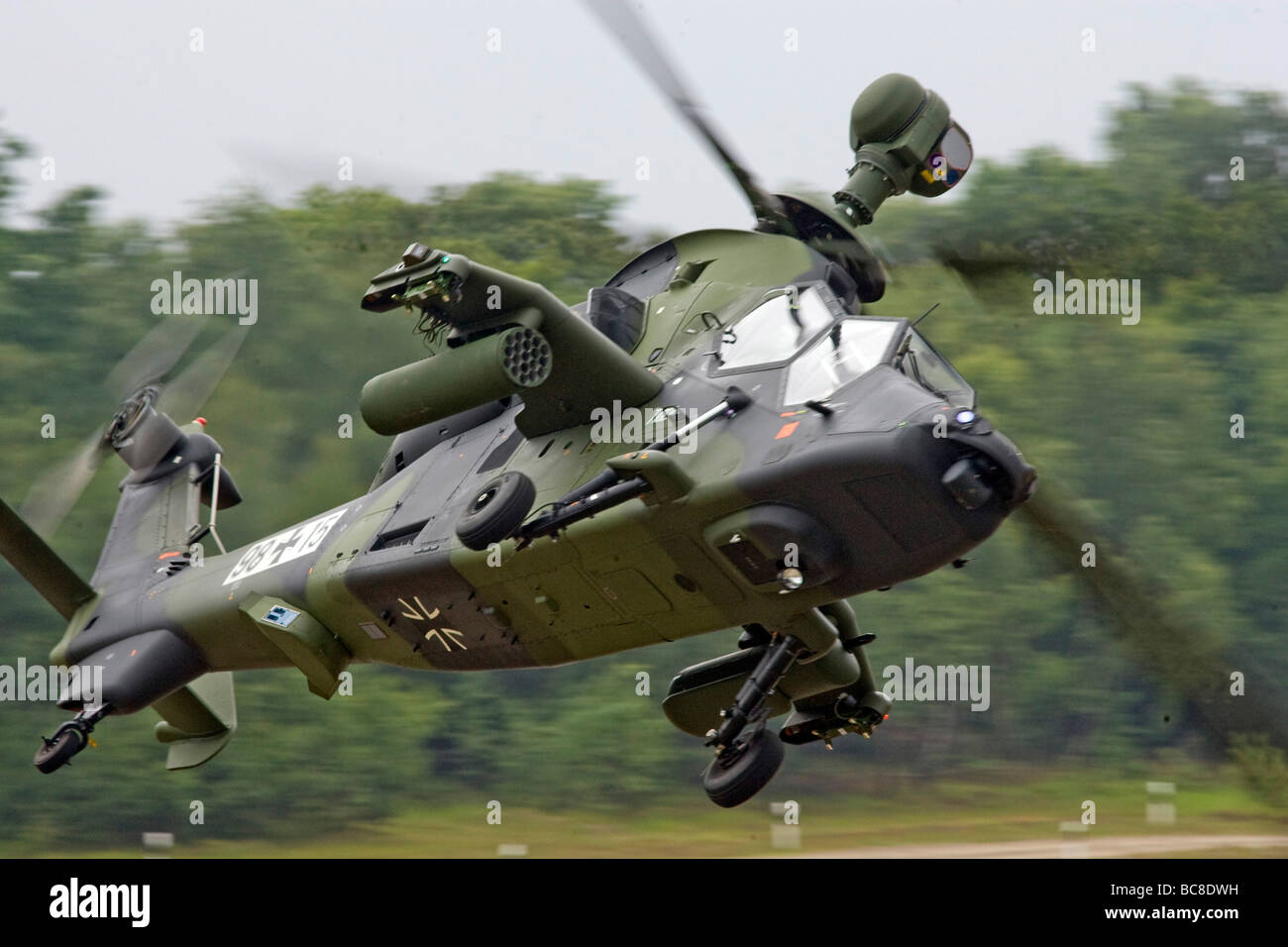 German tiger helicopter Banque de photographies et d’images à haute ...