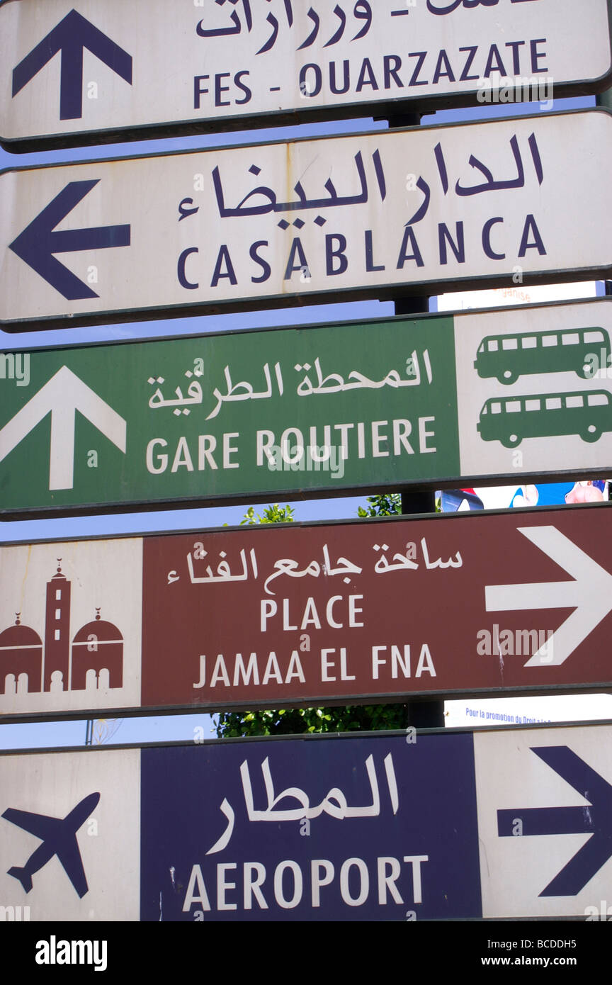Road signs marrakech morocco Banque de photographies et d’images à ...