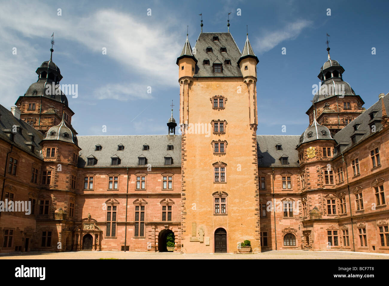 Schloss johannisburg castle Banque de photographies et d’images à haute résolution - Alamy