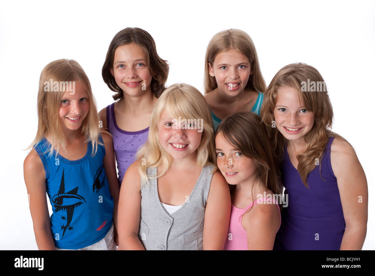 Six jeunes filles de 10 ans Photo Stock - Alamy