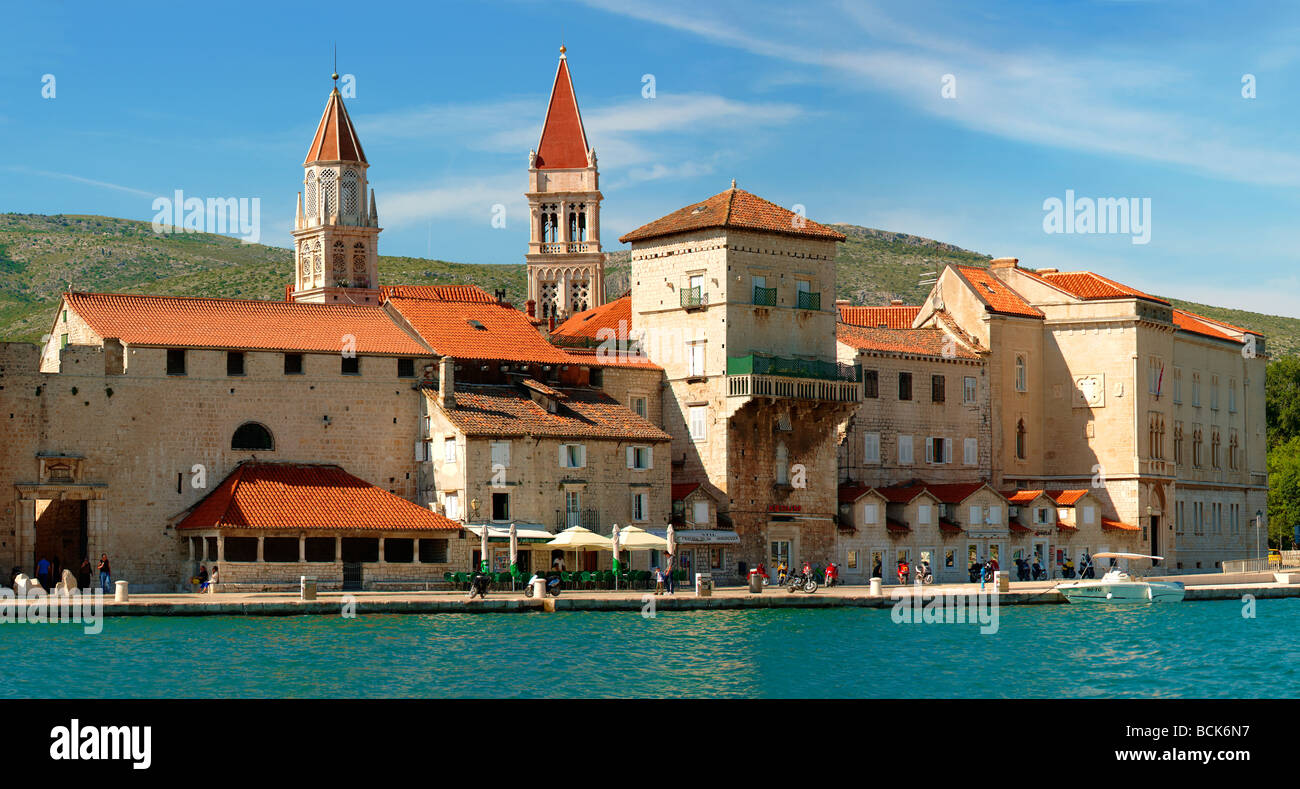 Beau port historique de trogir Banque de photographies et d’images à ...