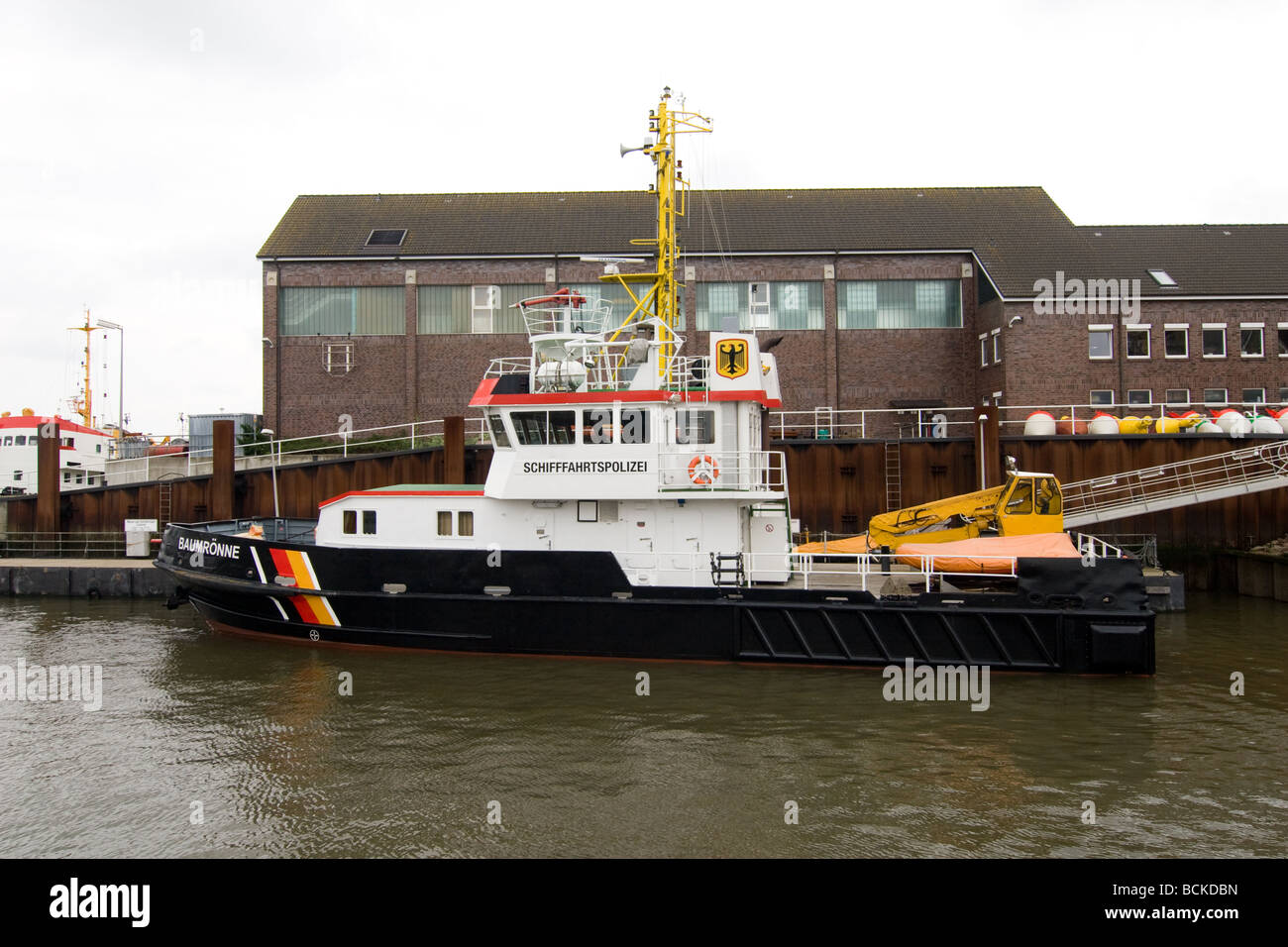 Maritime police bridge Banque de photographies et d’images à haute ...