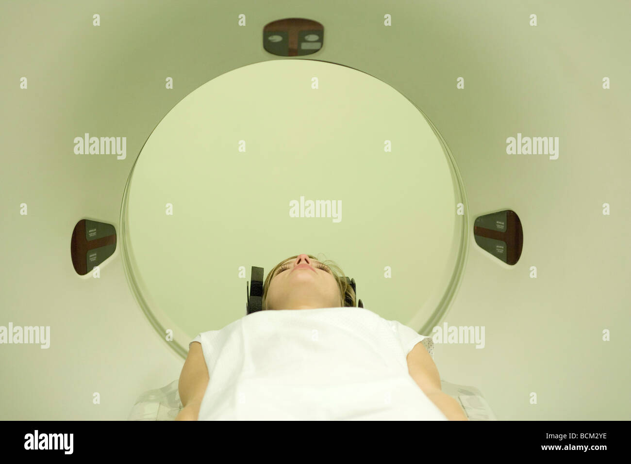 Mri scanners Banque de photographies et d’images à haute résolution - Alamy