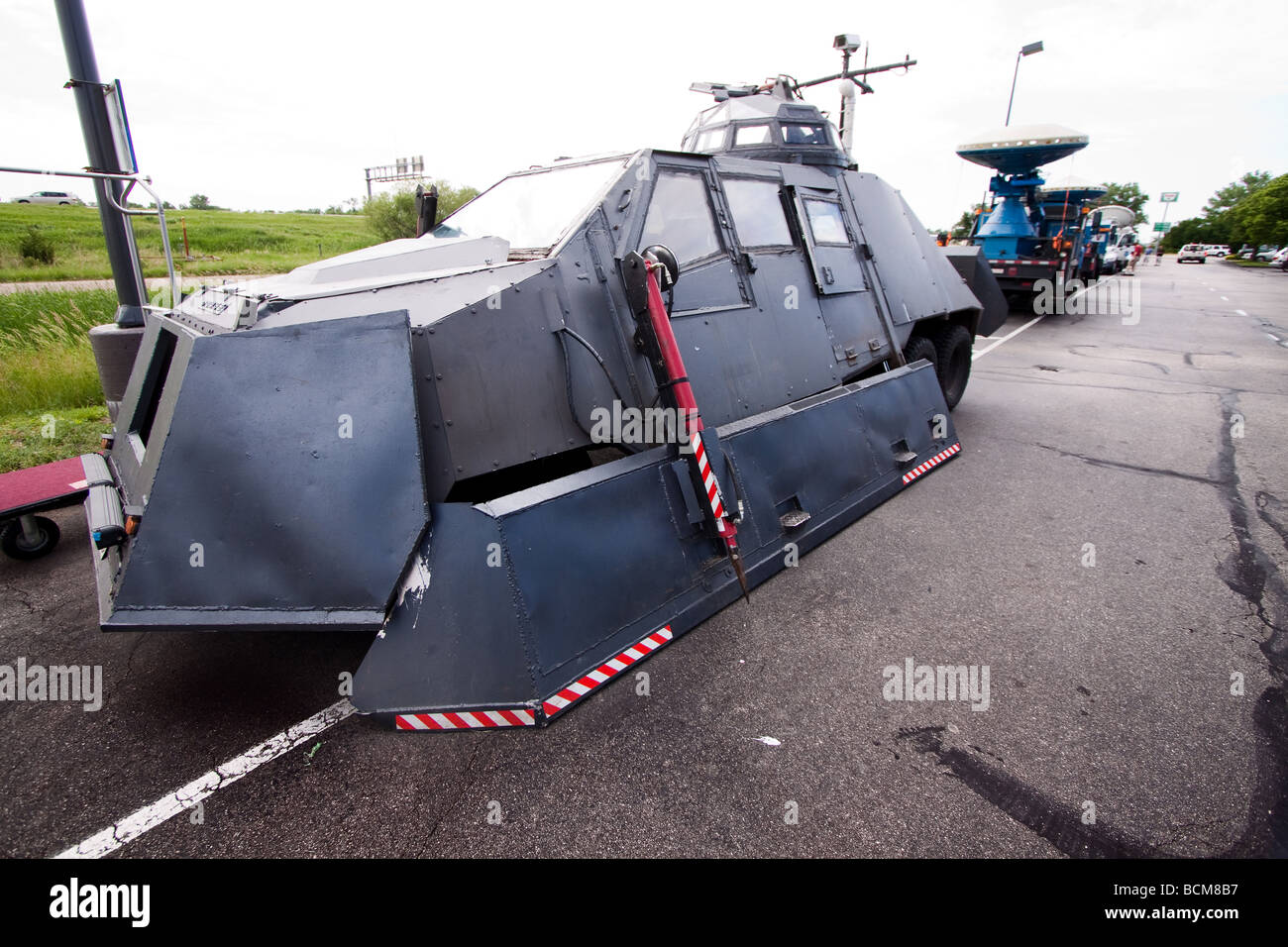La tornade d'intercepter le véhicule 2 TIV 2 Storm Chaser s Sean Casey ...