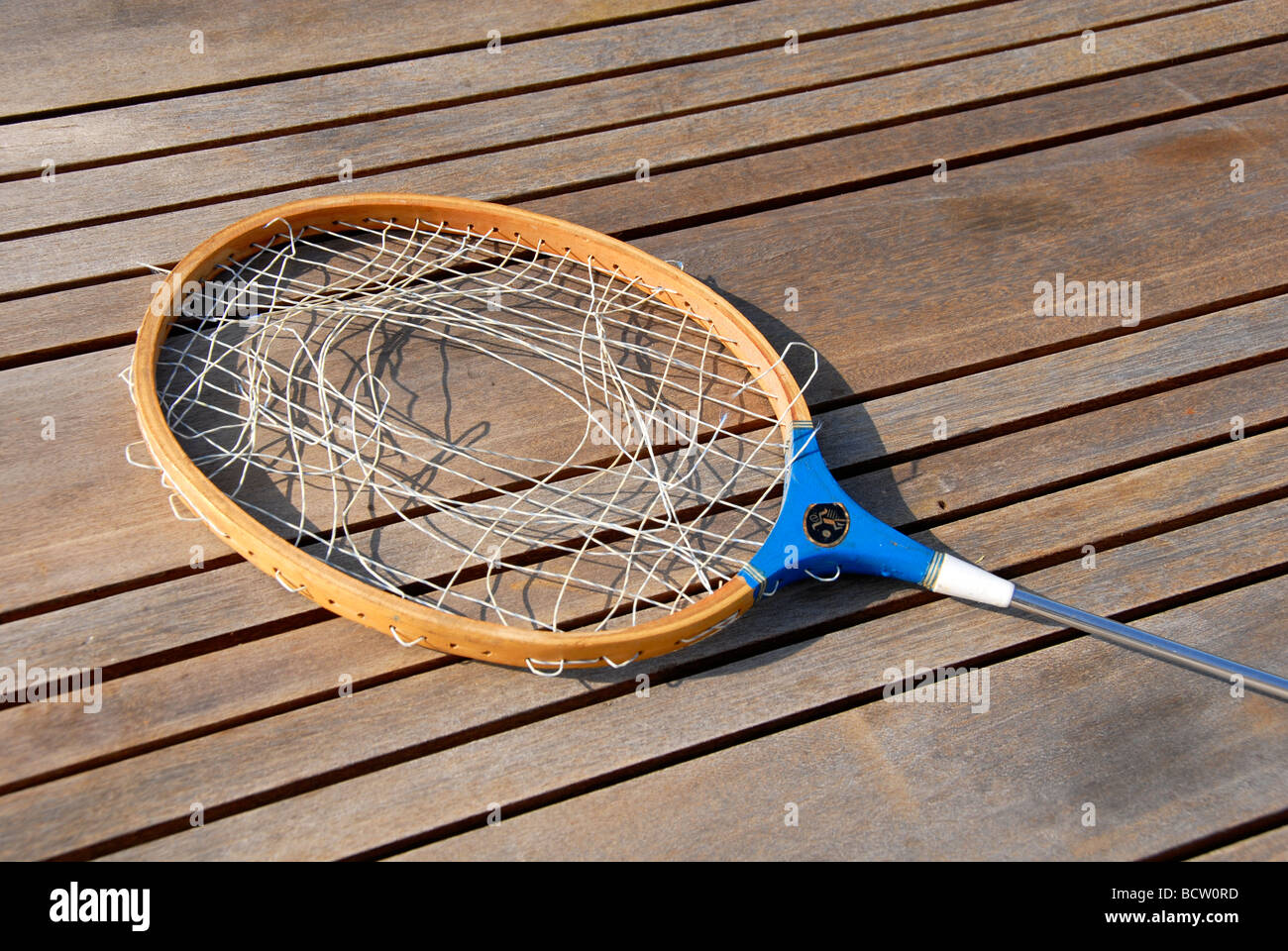 Racquet broken Banque de photographies et d’images à haute résolution ...