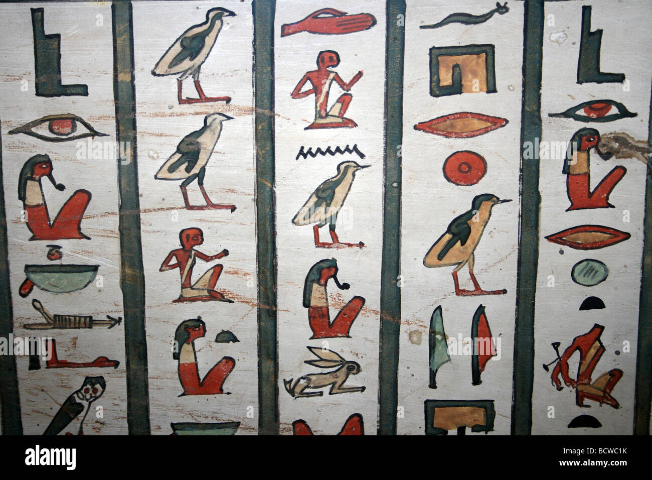 Egyptian hieroglyphics Banque de photographies et d’images à haute ...