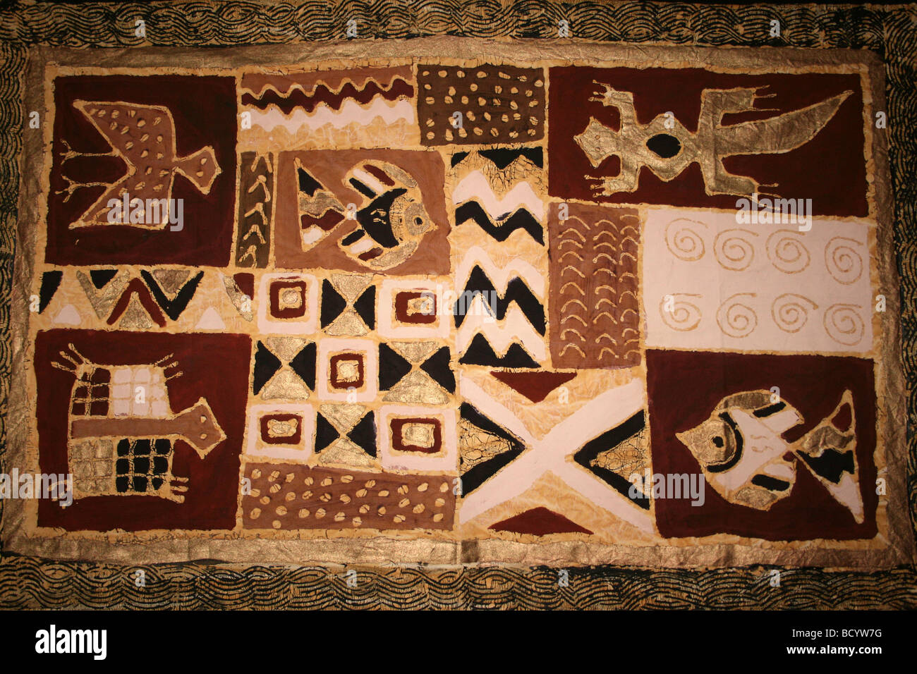 Le Zimbabwe et le poisson Lézard montrant Batik Photo Stock - Alamy