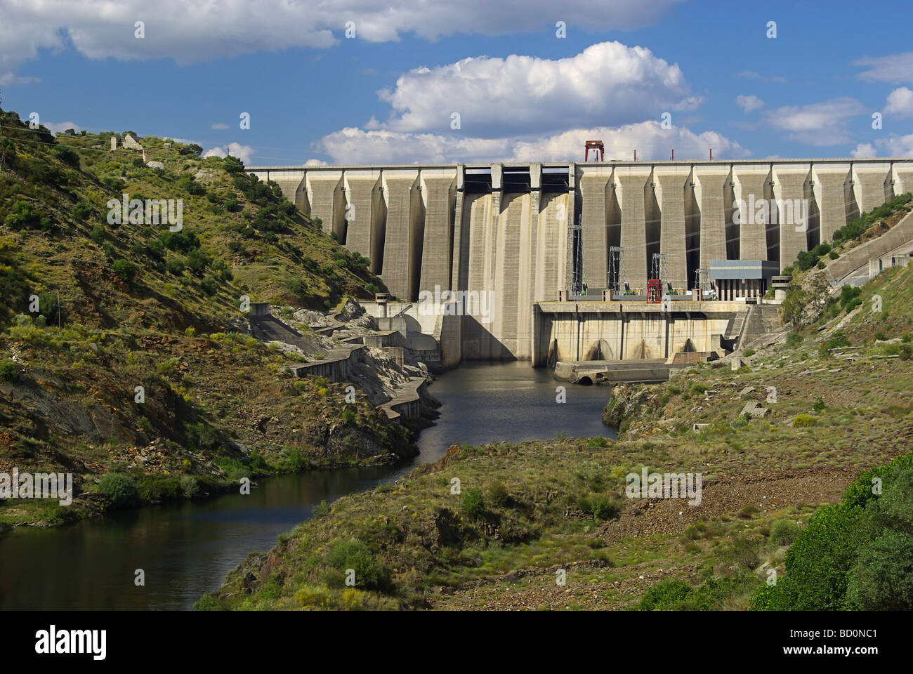 Hydropower plant Banque de photographies et d’images à haute résolution ...