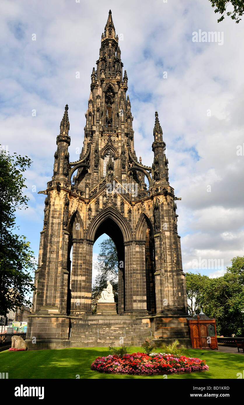 Scott memorial Banque de photographies et d’images à haute résolution ...