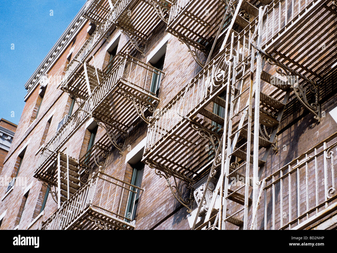 Tenement house new york city Banque de photographies et d’images à ...