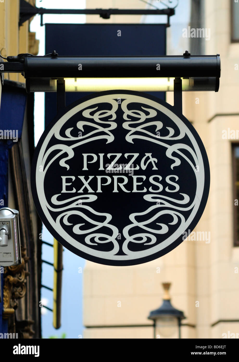Pizza express logo Banque de photographies et d’images à haute ...