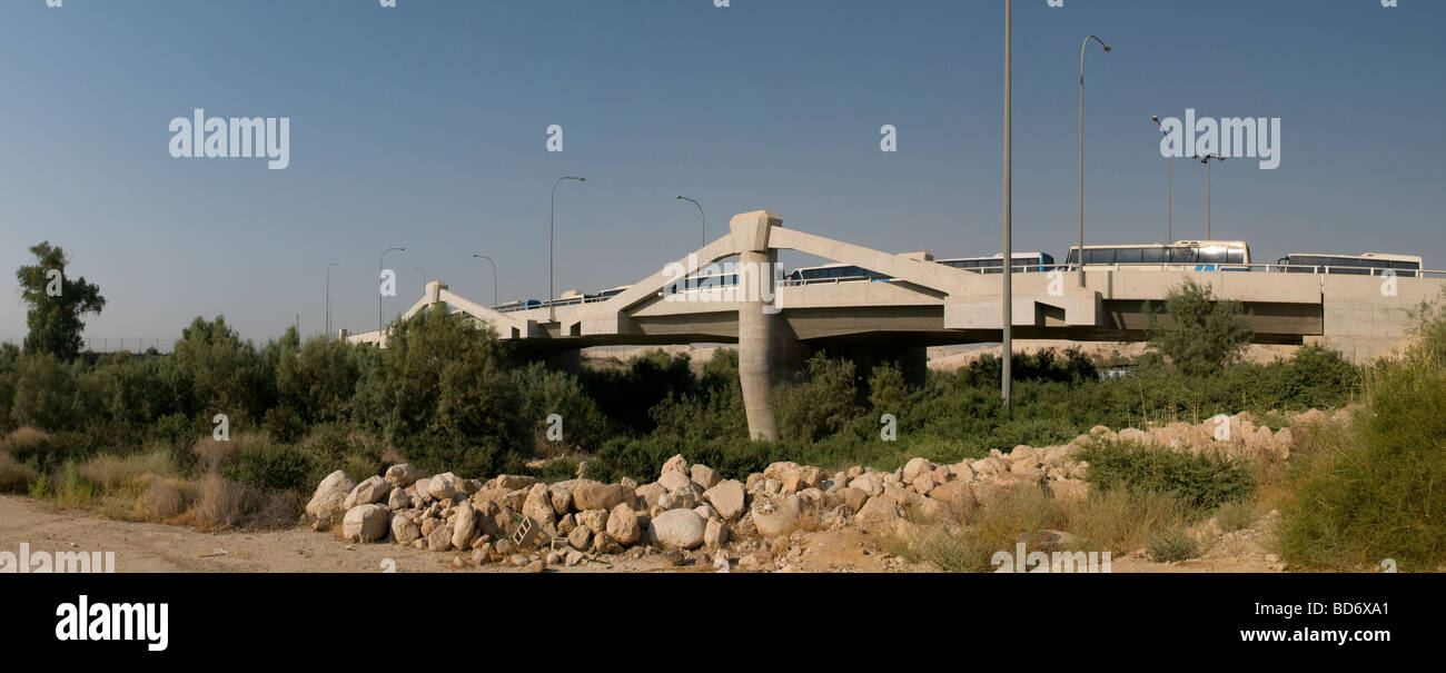 King hussein bridge Banque de photographies et d’images à haute ...