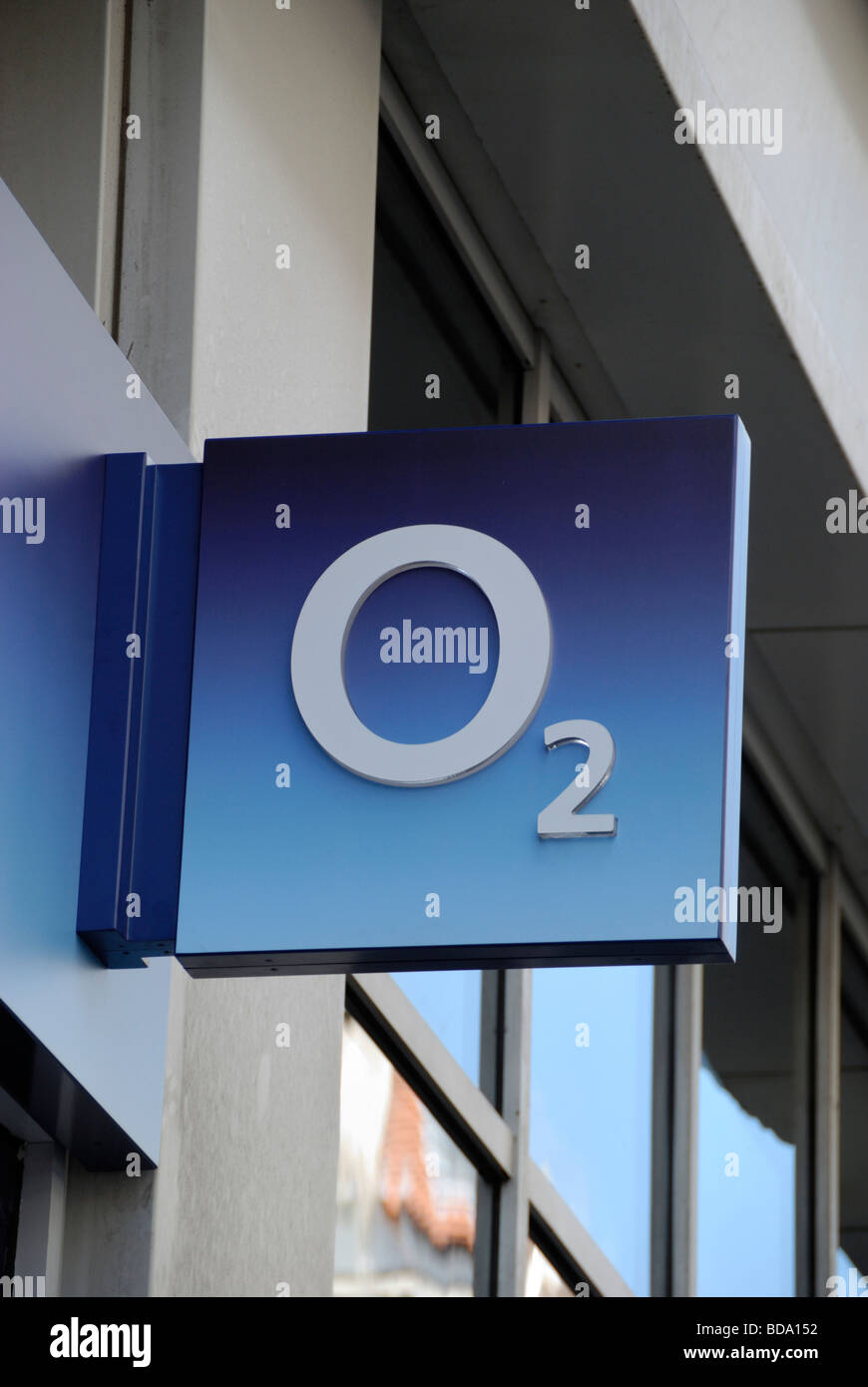 O2 royaume uni Banque de photographies et d’images à haute résolution ...