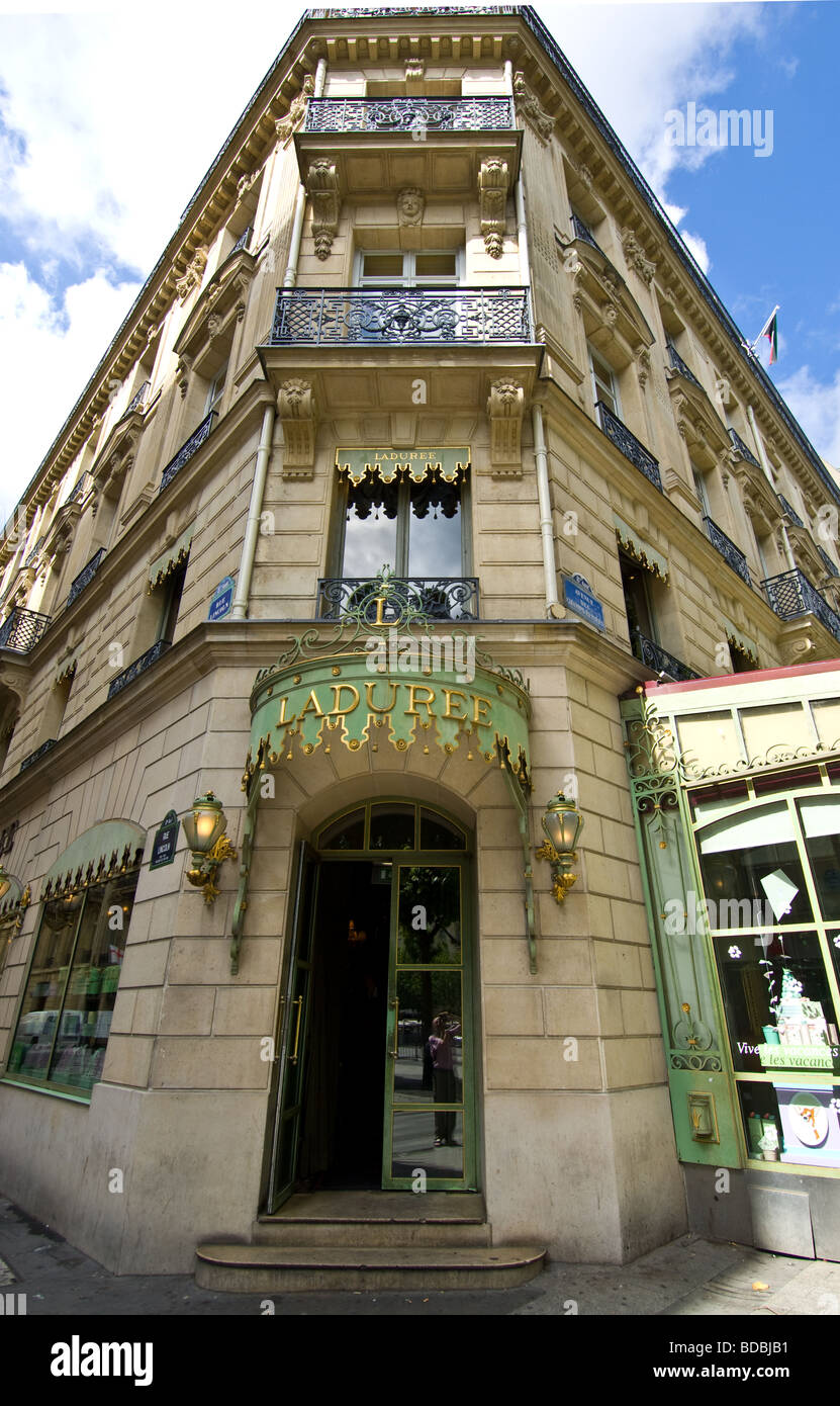 Paris typique bâtiment architecture et styles Photo Stock - Alamy