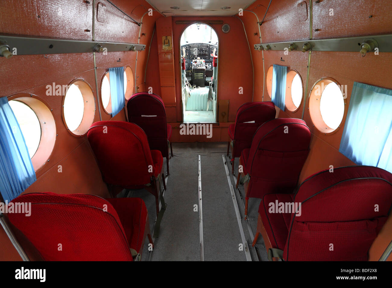 Antonov an 2 Banque de photographies et d’images à haute résolution - Alamy