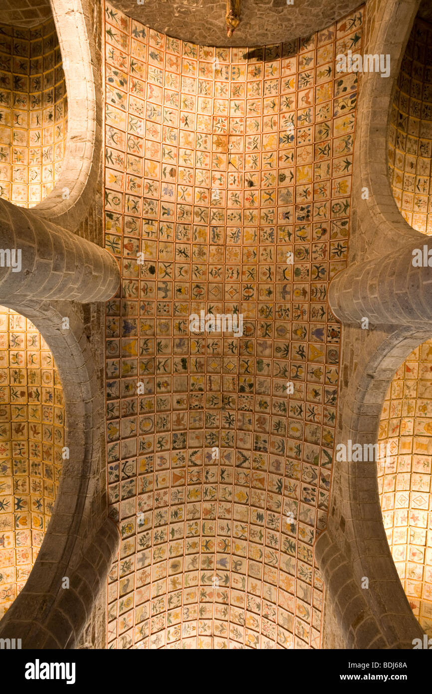 La voûte de l'église romane Cheylade (Cantal - Auvergne - France ...