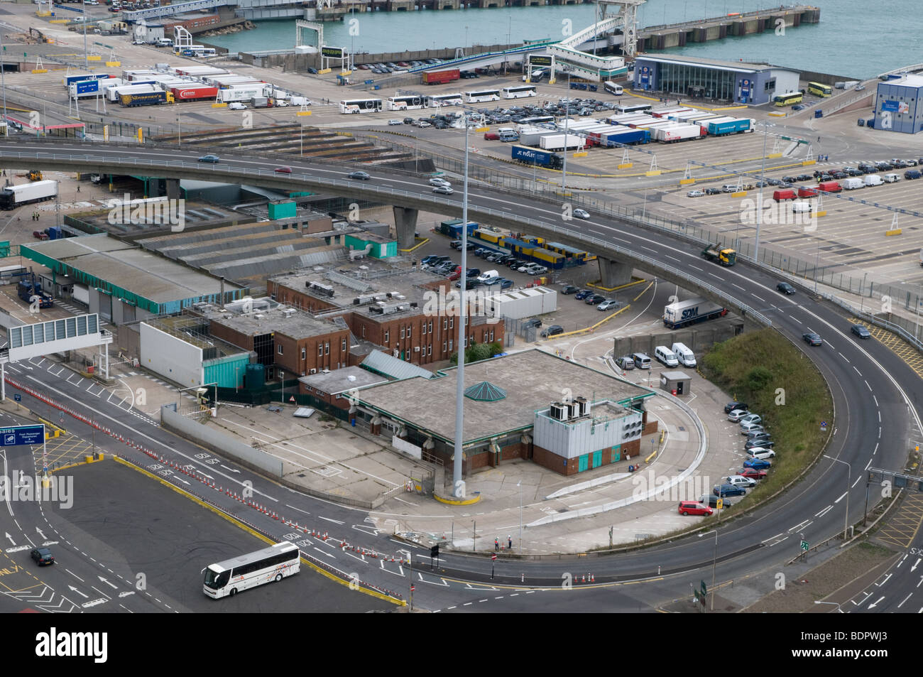 Dover ferry terminal Banque de photographies et d’images à haute ...
