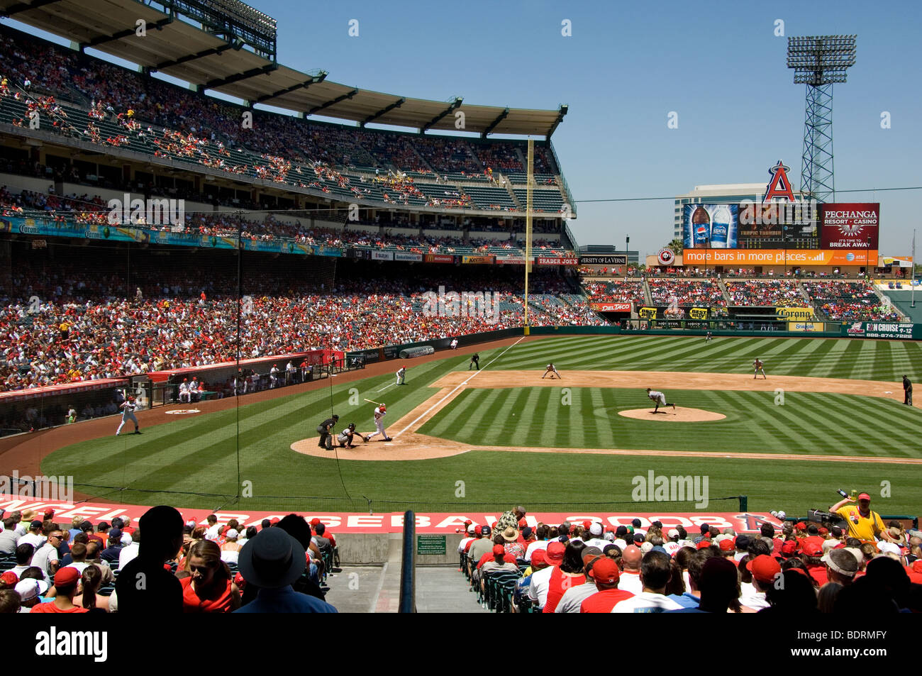Angels stadium Banque de photographies et d’images à haute résolution ...