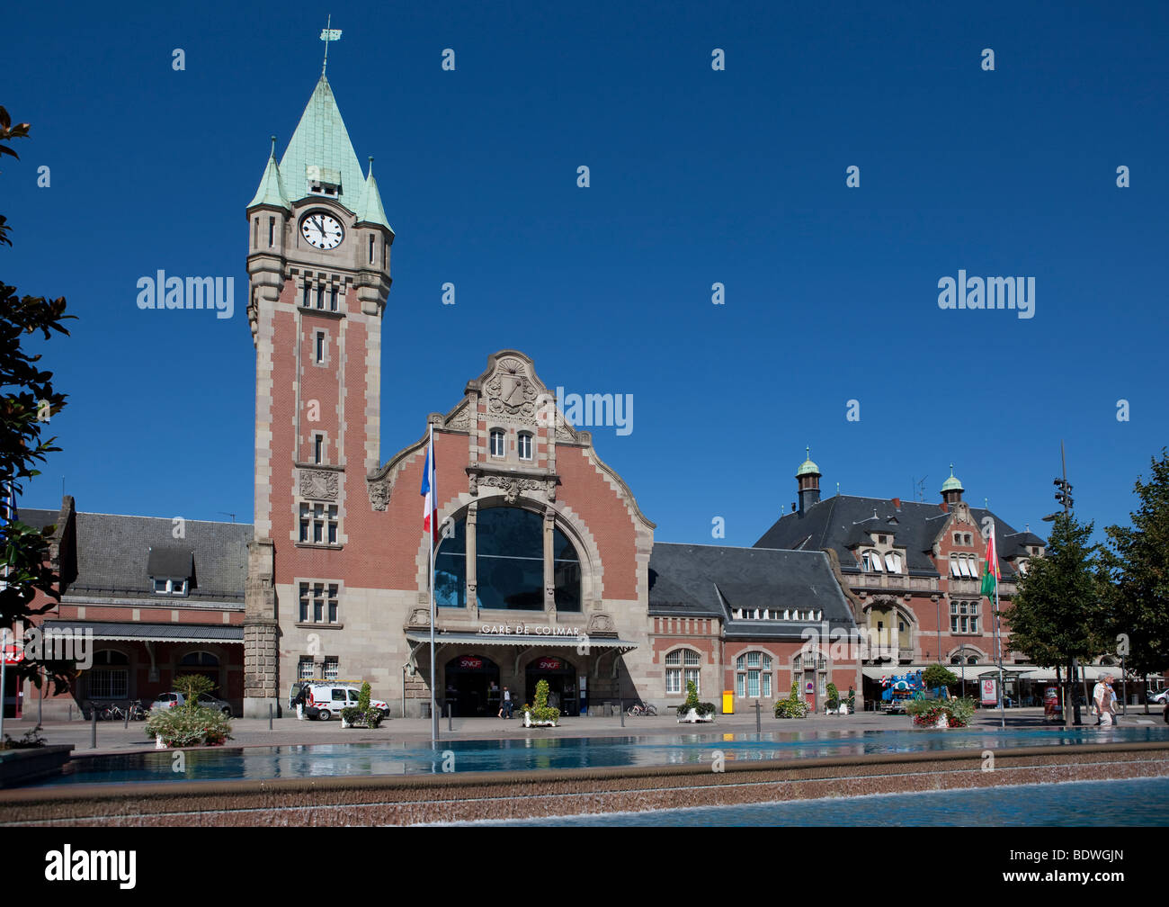 Gare de colmar Banque de photographies et d’images à haute résolution ...