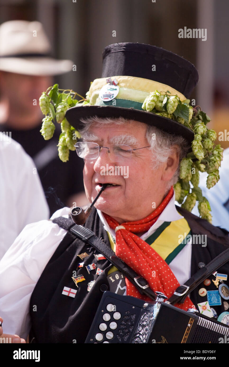 Morris men Banque de photographies et d’images à haute résolution - Alamy
