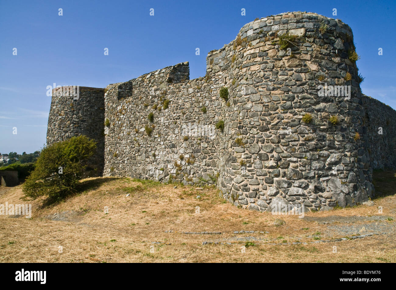 Vale castle guernsey Banque de photographies et d’images à haute ...